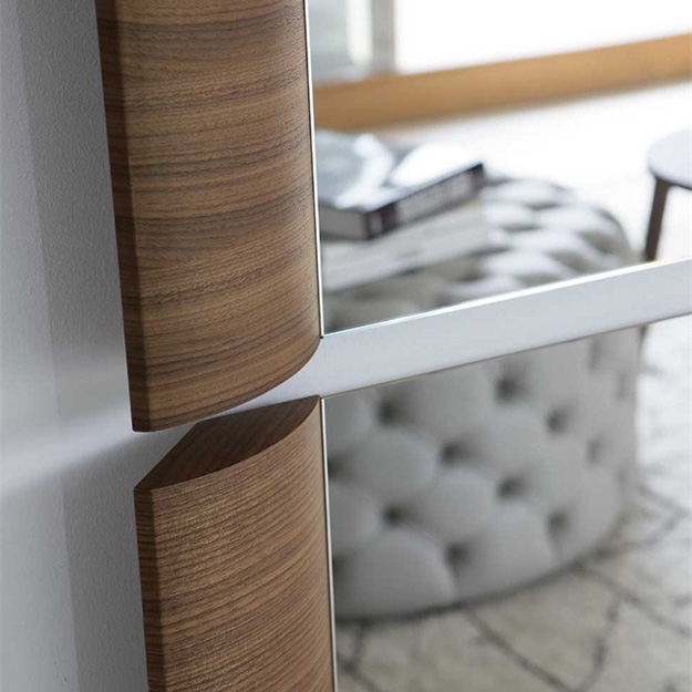 Porada Triple Mirror